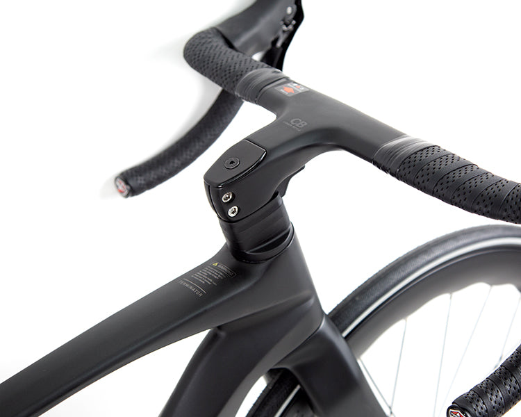 CYCLONE PRO 2025 - SHIMANO 105 24 Speed - Carbon Road Bike – Twitter Bikes